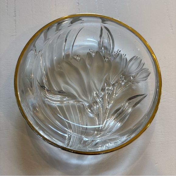 Mikasa | Art | Vintage Mikasa Elegant Glass Bowl With Gold Rim 5 | Poshmark